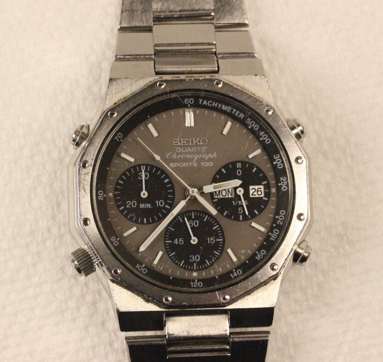 Vintage Seiko 7A38-7029 Chronograph Tachymeter Sports 100 Men's Watch | WatchCharts