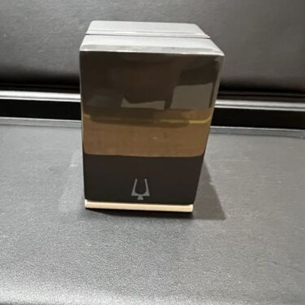 Bulova Watch Display Stand 1 Piece Men & Ladies Sleeves | WatchCharts ...