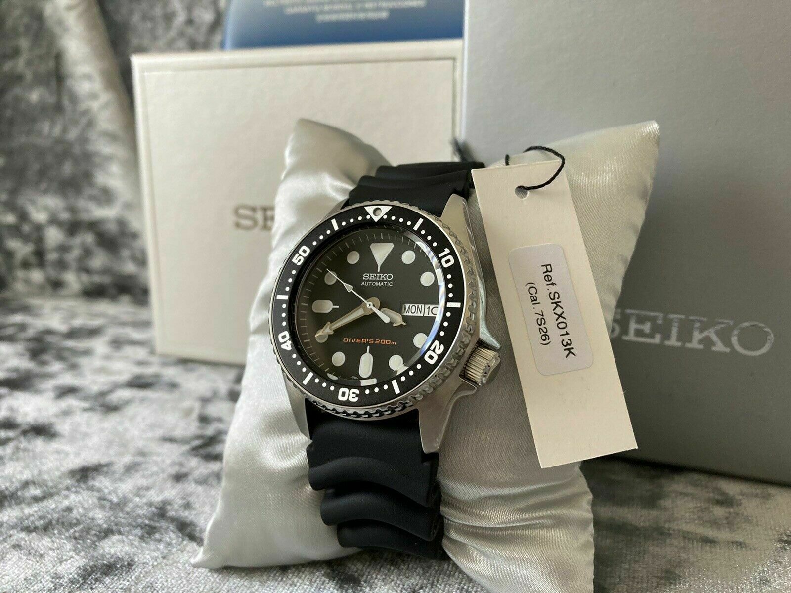 Seiko SKX013 K1 Black Automatic Watch 38mm SKX013K1 SKX Scuba Diver UK ...