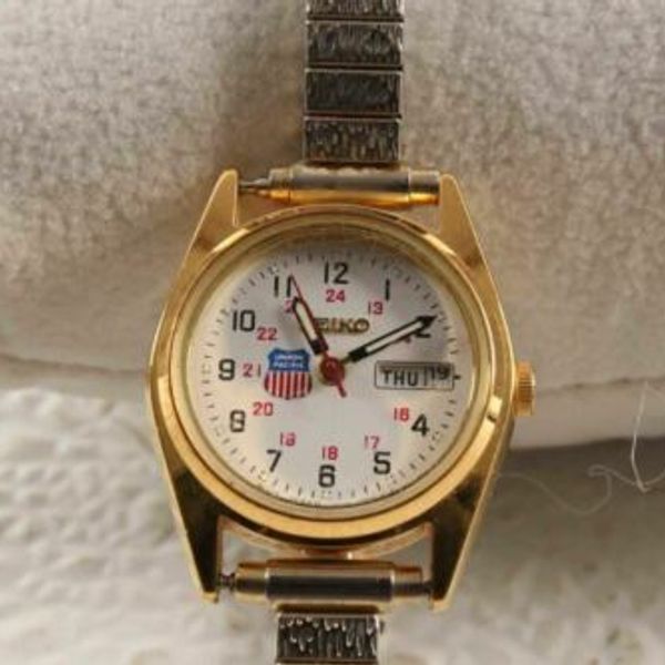 2 Vintage Union Pacific Railroad Wristwatch Seiko Selco Geneve & Case ...