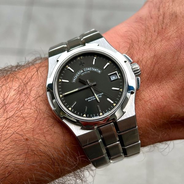 WITH CERT Vacheron Constantin Overseas Ref. 42040 Grey Dial ...