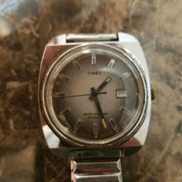 Vintage Men's Timex Self-Wind Automatic Water and Dust Resistant Date ...