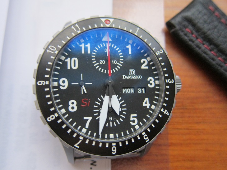 Damasko DC66 Si Chronograph | WatchCharts