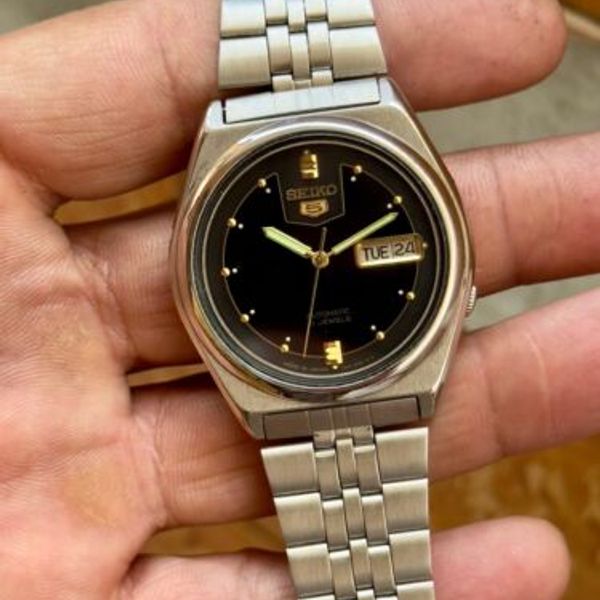 Vintage Seiko 5 Automatic Mens Automatic Watch | WatchCharts Marketplace