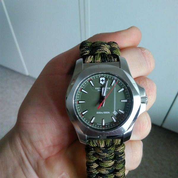 Victorinox swiss army INOX 241727 Naimakka watch green 200m | WatchCharts
