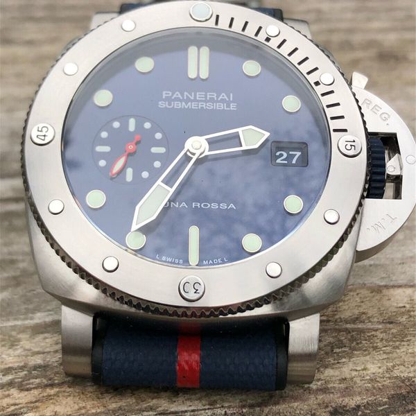 PANERAI Submersible Luna Rossa PAM01391 Y number | WatchCharts Marketplace