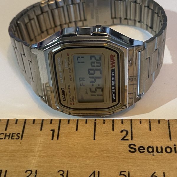 casio alarm chronograph vintage Digital Mens Watch Runs 593 A158WE ...
