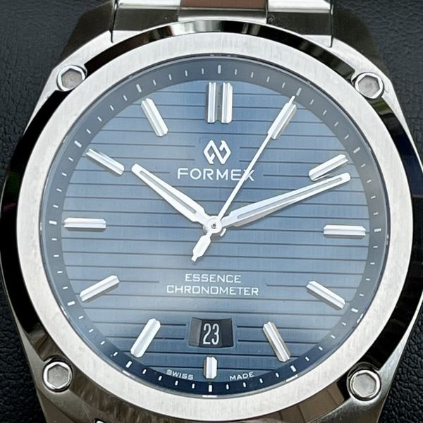 [$999 USD] FS: Formex Essence 43mm Blue Dial on bracelet | WatchCharts ...