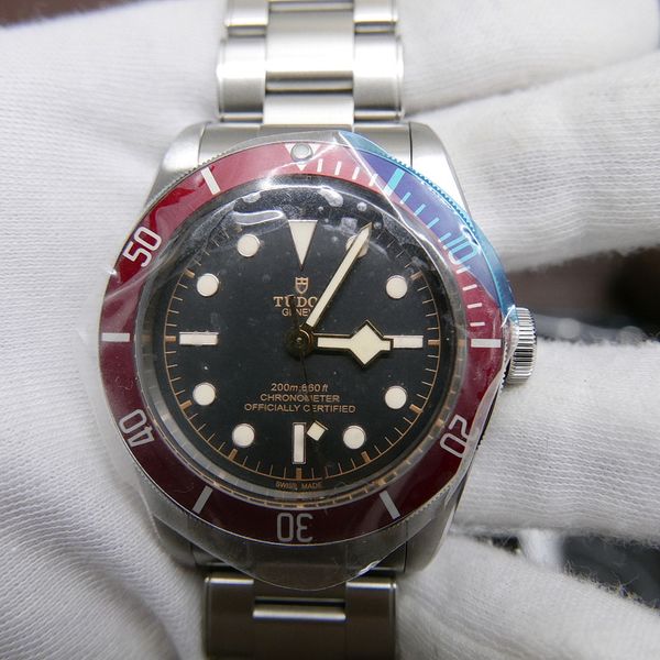 FS: BNIB Tudor Black Bay RED on Rivet Bracelet - In-House Movement ...