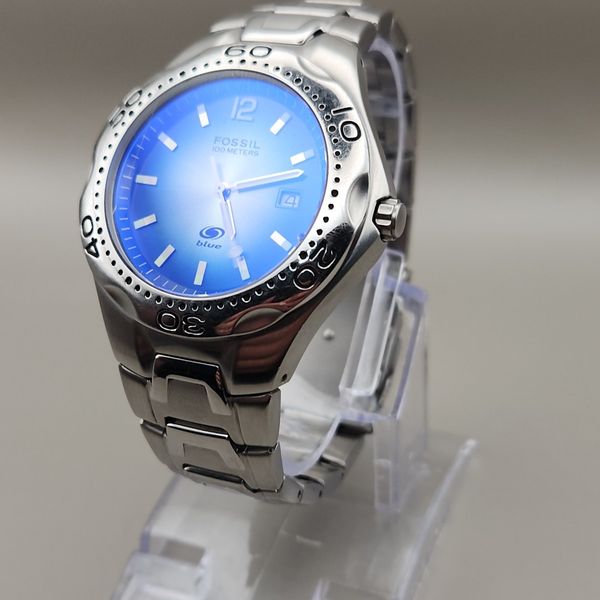 Fossil Blue AM-3520 Quartz Watch â Steel, 100m, Date | WatchCharts ...