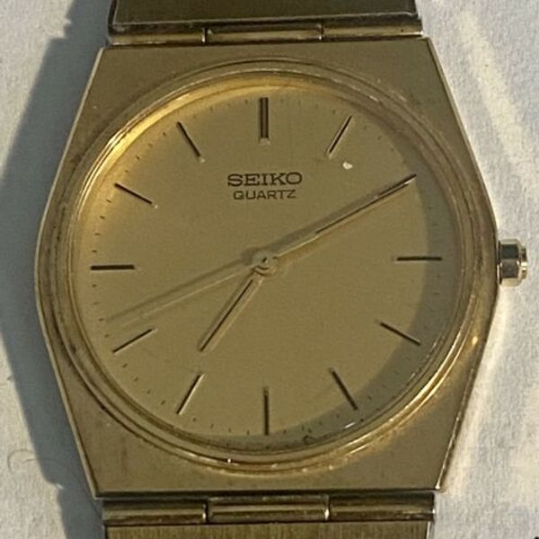 Seiko quartz gold tone mens running watch 9021-6009 | WatchCharts Marketplace