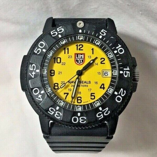 LUMINOX NAVY SEALS SWISS WATCH 200m/660ft YELLOW FACE SERIES 3000 ...