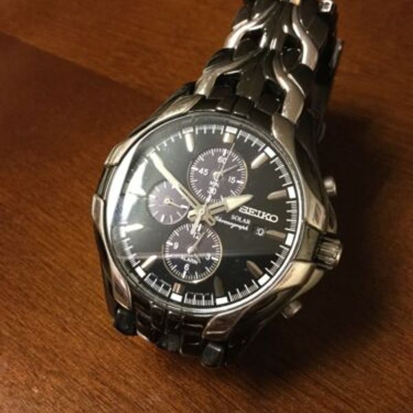 Seiko Men's Two Tone Solar Chronograph Watch - V172-0AK0 | WatchCharts