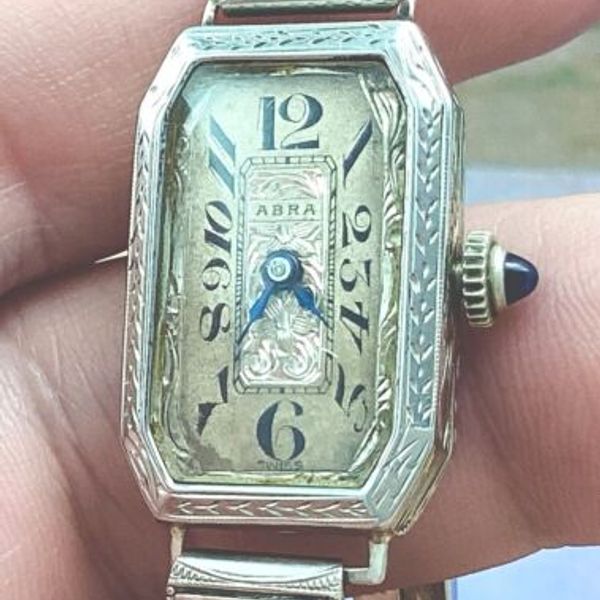 ANTIQUE ABRA 20K SOLID GOLD SWISS MADE 17J. WOMENS WATCH W/SAPPHIRE ...