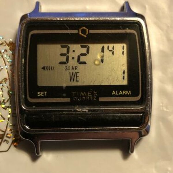 VINTAGE RARE TIMEX S CELL QUARTZ DIGITAL MEN'S THIN WATCH SILVER TONE ...