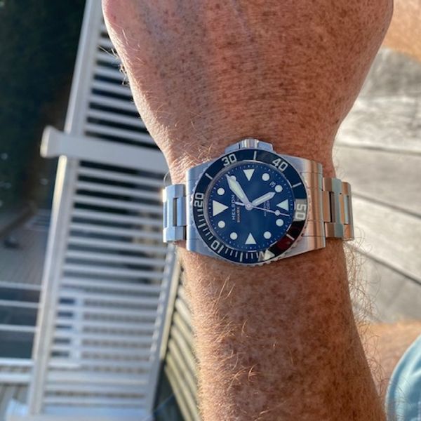 Helson Shark Diver 38mm SS | WatchCharts