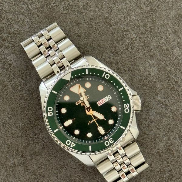Seiko 5 Green | WatchCharts Marketplace