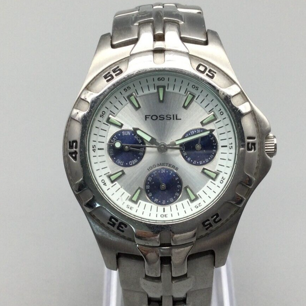 Fossil Blue Watch Unisex Silver Tone 38mm Day Date 100M New Battery 6. ...