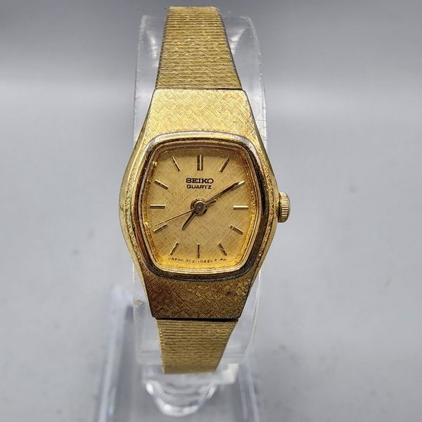 Vintage Seiko Watch Women Gold Tone Gold Dial 25mm Hexagon 2C21-5149 New Batt | WatchCharts ...