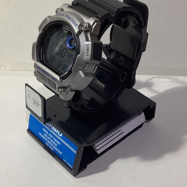Casio Digital Step Tracker Watch Men's Athleisure 200 Lap Brand New ...