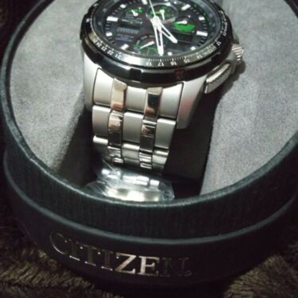 Citizen Men's Skyhawk A-T Eco-Drive Atomic World Time Green Watch ...