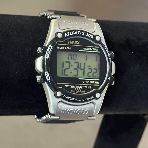 Timex Atlantis 100 Indiglo Men's Watch Vintage Digital Quartz 40 mm 6. ...