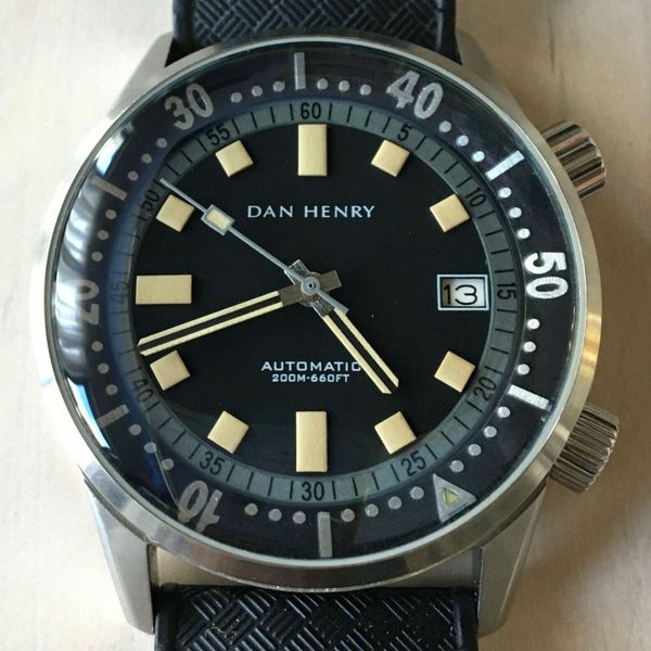 Dan Henry 1970 Automatic Diver Super Compressor 40mm Grey Dial 200 ...