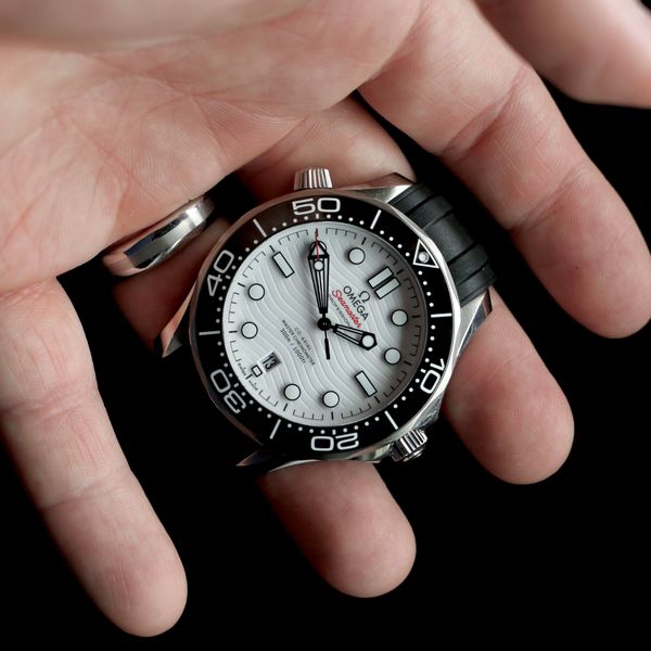 [WTS] Omega Seamaster White Wave | WatchCharts