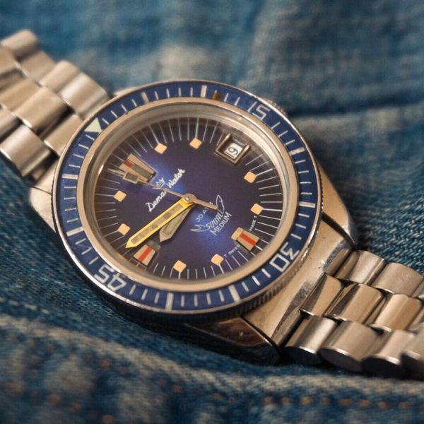 Vintage Squale Medium 30 Atmos Blue Dial Automatic Diver Watch Bakelite ...