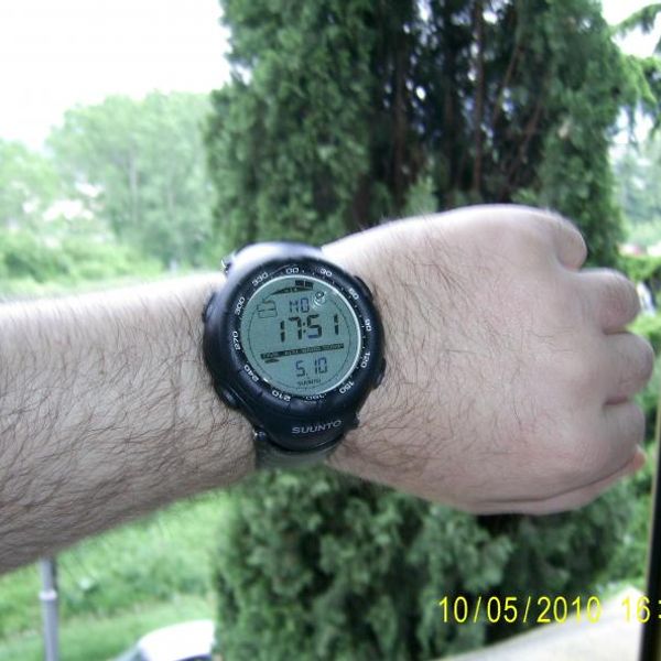 SUUNTO VECTOR BLACK 5 days old | WatchCharts Marketplace