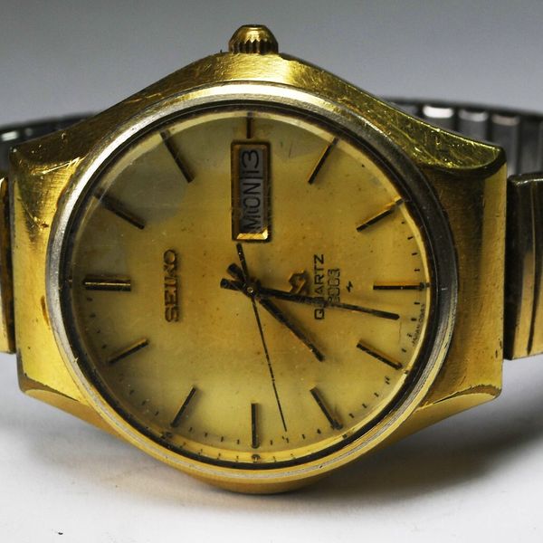 Men's Seiko Quartz SQ Day Date 3003 Faceted Crystal 37mm 0843-8039 Wristwatch | WatchCharts ...