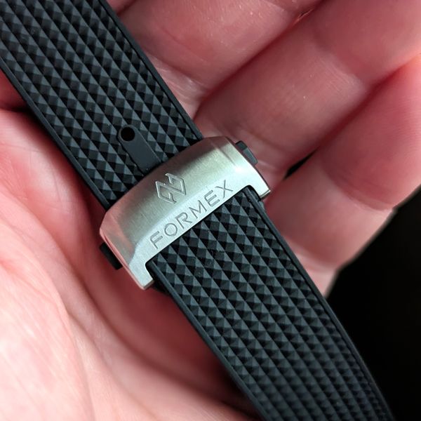 [$160 USD] Formex Reef Strap & Clasp | WatchCharts Marketplace