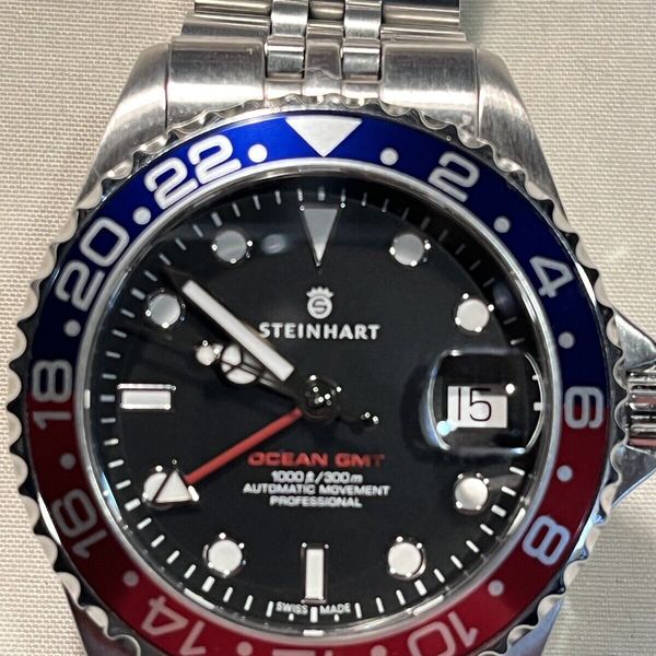 Steinhart Ocean 39 GMT Blue/Red â Pepsiâ With Jubilee Band ...