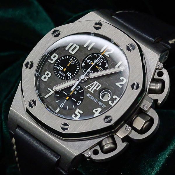 FSOT: Audemars Piguet Royal Oak Offshore Terminator 3 Gray Dial Leather ...