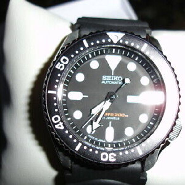 Seiko SKX007J | WatchCharts