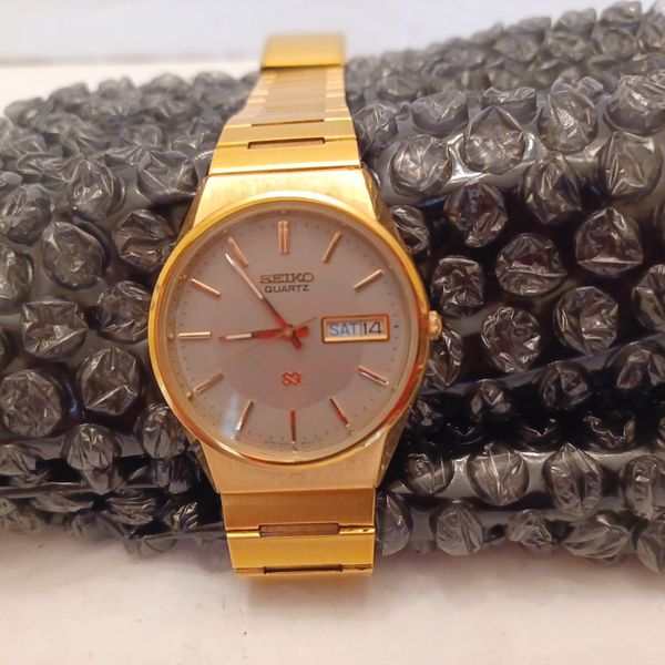 Seiko Quartz 8223- 8009 A4 PRE-OWNED MEN'S Wrist Watch Gold Tone NEED ...