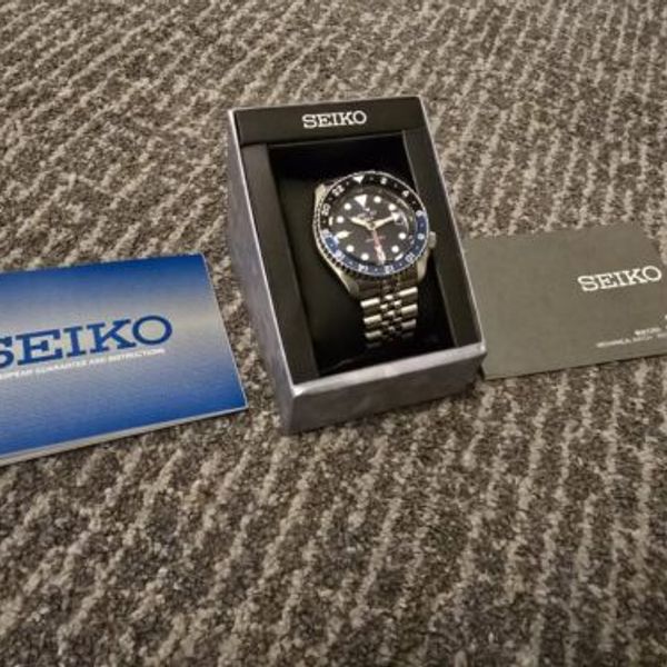 Seiko 5 Sports GMT Batman Blueberry Watch | 42.5mm | Automatic | Blue ...