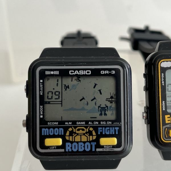Casio Game Watch LOT Heli-Fighter, Aero Batics, Egg Panic, Moon Robot ...