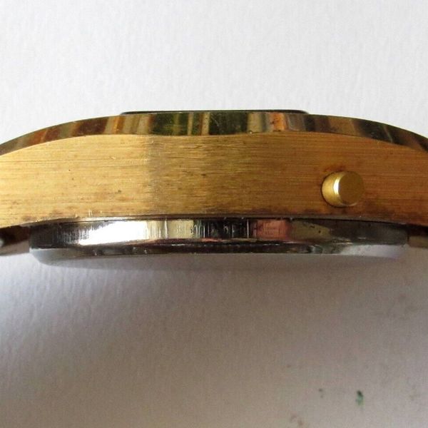 Vintage Benrus LED Men's Wristwatch for REPAIR | WatchCharts Marketplace