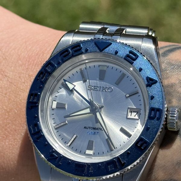 SEIKO MOD GMT Watch (Silver dial + Dark blue GMT bezel insert) + Nato ...