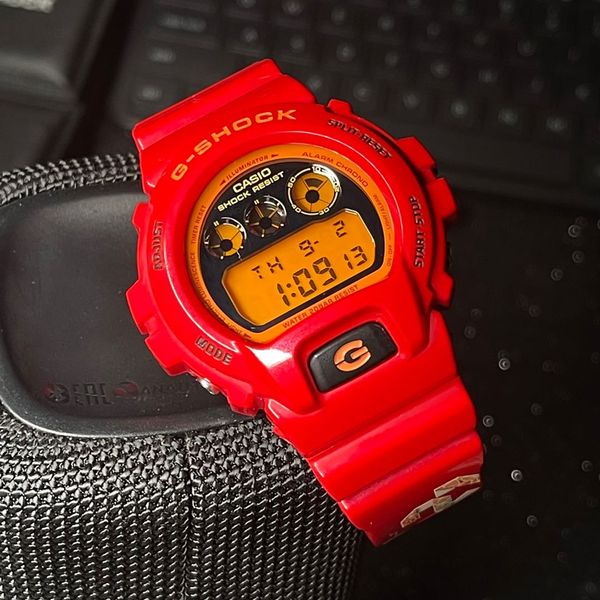 LIMITED EDITION DW-6900CB-4DS TAKASHIMAYA 21ST ANNIVERSARY G-SHOCK ...