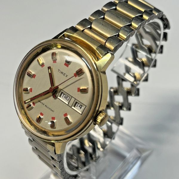 TIMEX MARLIN 1974 Red Hands 35 mm Day/Date Men's Watch, Runs Great ...