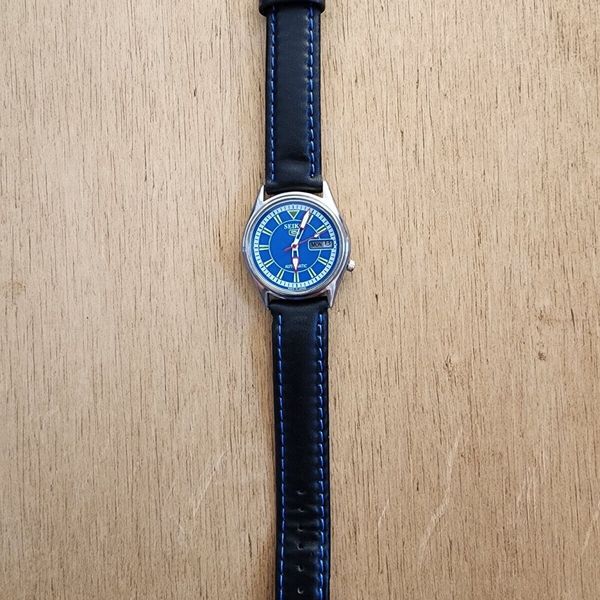 Seiko 5 Automatic 7009-3071 Day/Date Blue face watch for parts or ...