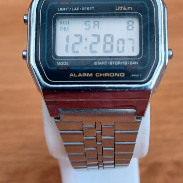 Vintage 1980â s CASIO A155W DIGITAL WATCH- All works see video - new ...