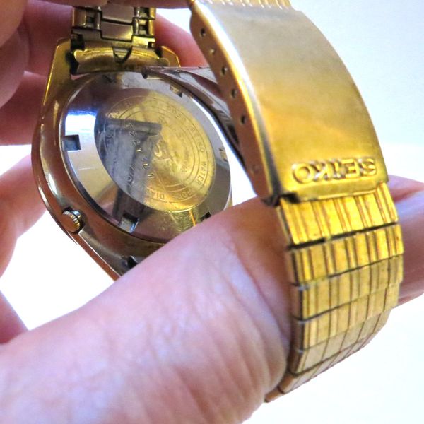 Seiko Automatic Diashock 21 Jewels Japan not working | WatchCharts ...