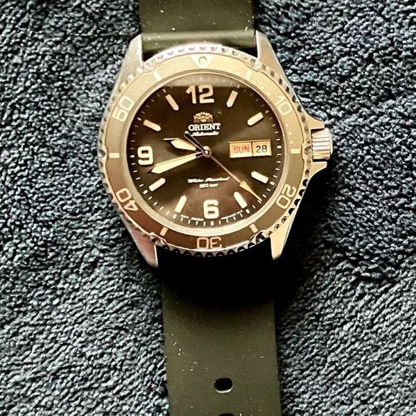 FS:: Orient Mako 3 Grey Sunburst Dial Unworn OEM Bracelet + 2 Straps ...