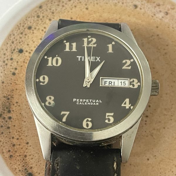 Mens Vintage Timex Perpetual Calendar Watch Day Date WR 100 M Black ...