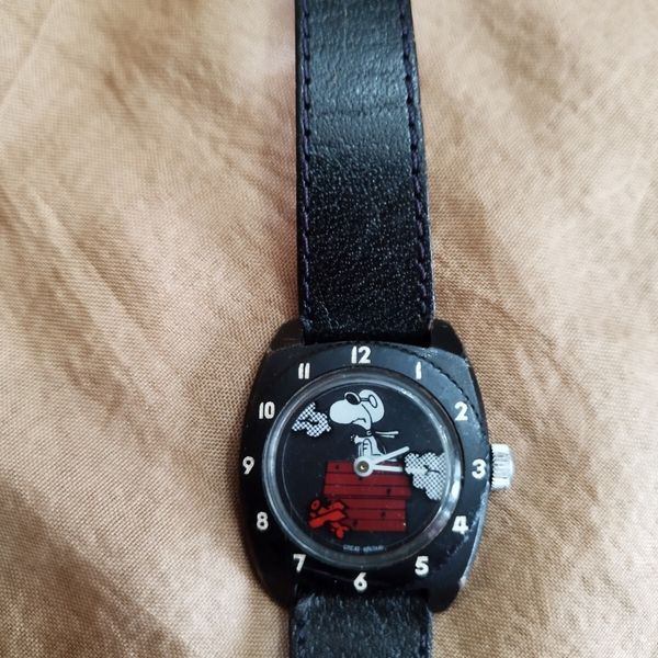 Montre Vintage Timex Snoopy Red Baron | WatchCharts Marketplace