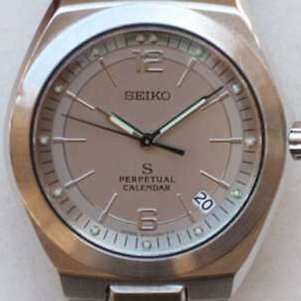 Seiko SUS 8F32-00B0 Perpetual Calender Quartz Mens Authentic Watch ...