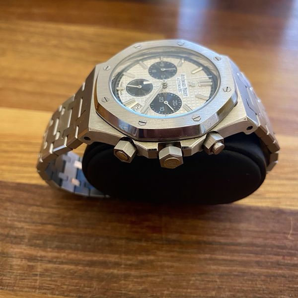 Audemars Piguet Royal Oak Chronograph 41mm | WatchCharts Marketplace